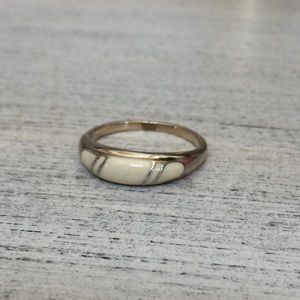 Avon | Jewelry | Vintage Avon Gold Tone Band | Poshmark